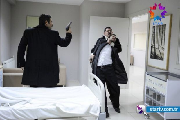 Firar Firar 23. Bölüm Fotoğrafları - Dizi Fotoğrafları | Star TV