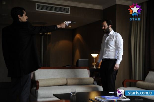 Firar Firar 30. Bölüm Fotoğrafları - Dizi Fotoğrafları | Star TV